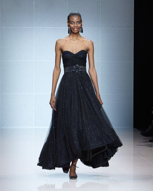 Giorgio Armani Fall/Winter 2024-2025 Ready-to-Wear Collection | Azyaamode